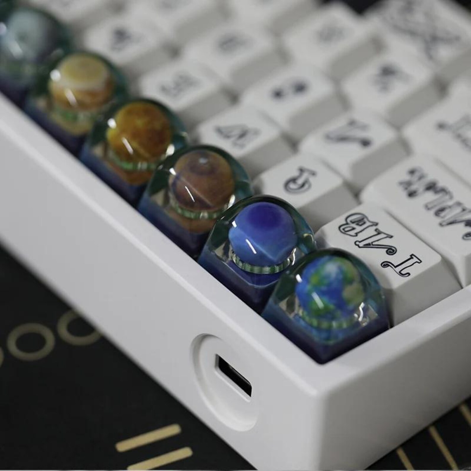 Moon Eight Planets of the Solar System Keycaps 3D Resin ESC Translucent ...