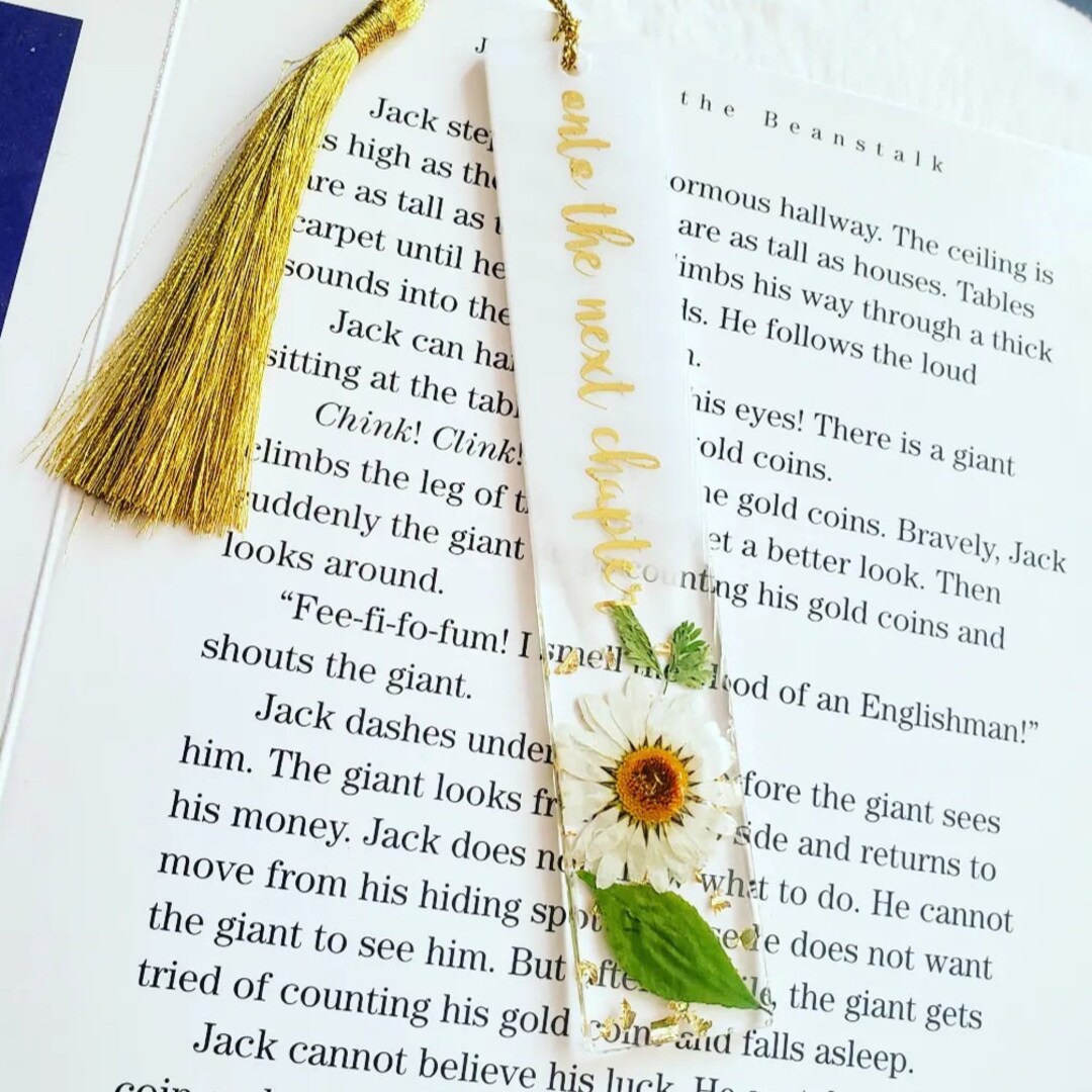 Daisy Bookmarks/ Pressed Flowers /resin Bookmarks/ Teacher's Gift ...