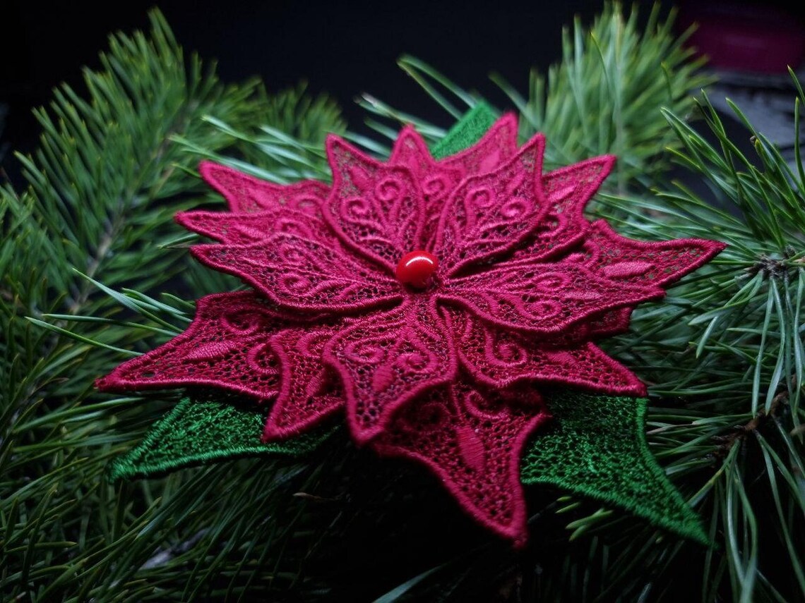 3D FSL Poinsettia Christmas Ornament. Free Standing Lace Machine ...