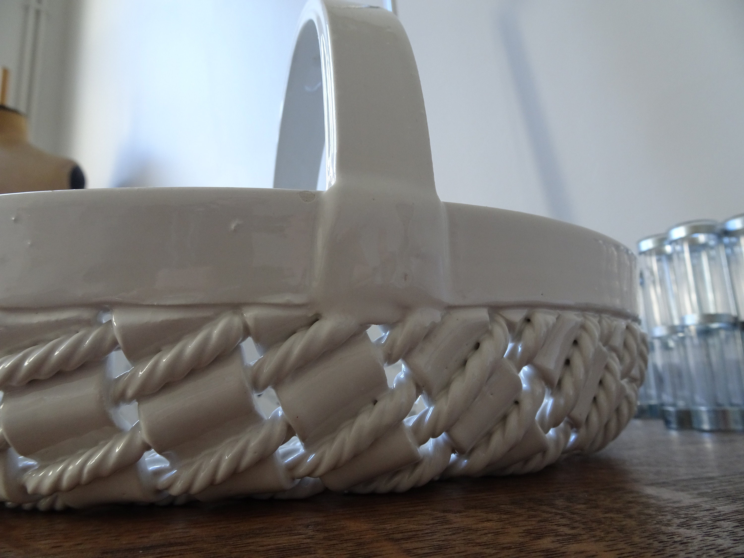 White Ceramic Woven Basket Ceramic Basket Vintage Basket in White Ceramic Fruit Basket - Etsy