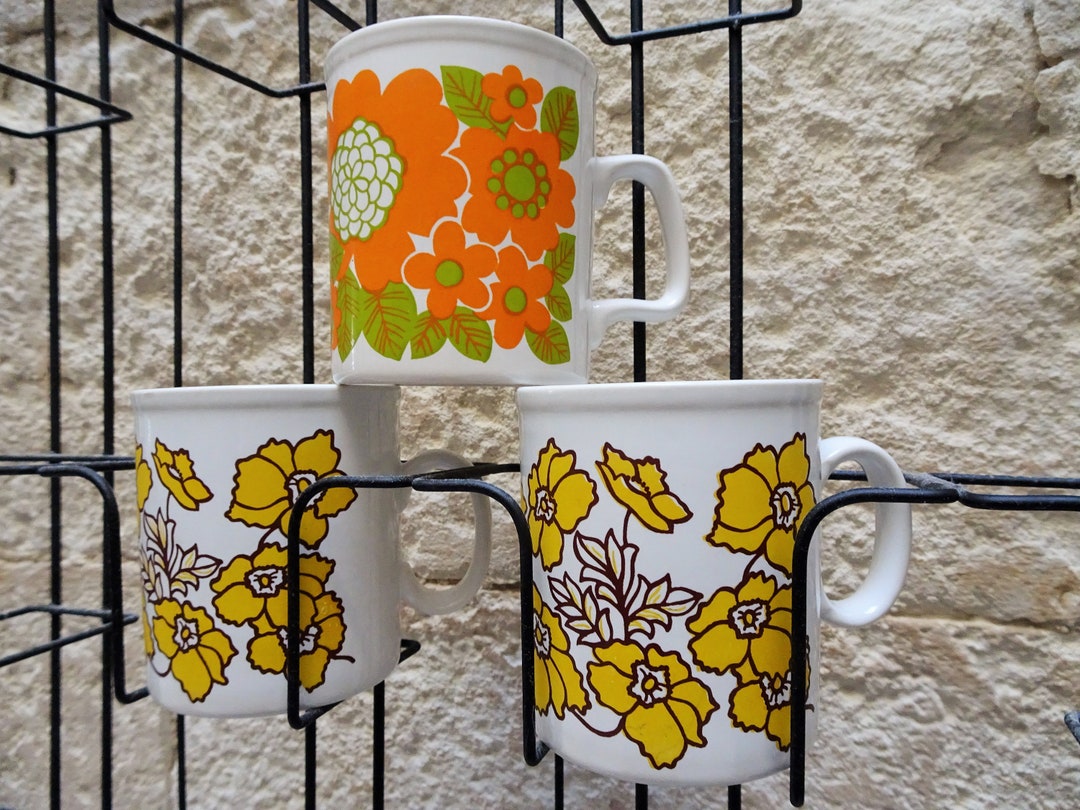 Vintage English Mugs 70s English Mugs Vintage Staffordshire Potteries ...
