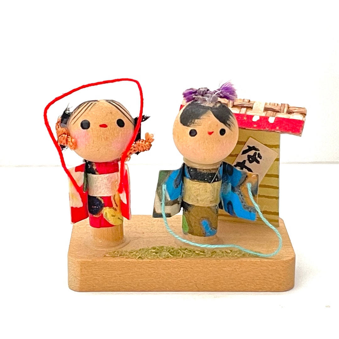 Tiny Vintage Japanese Kokeshi Doll Figurine Two Girls in Kimonos Jump ...