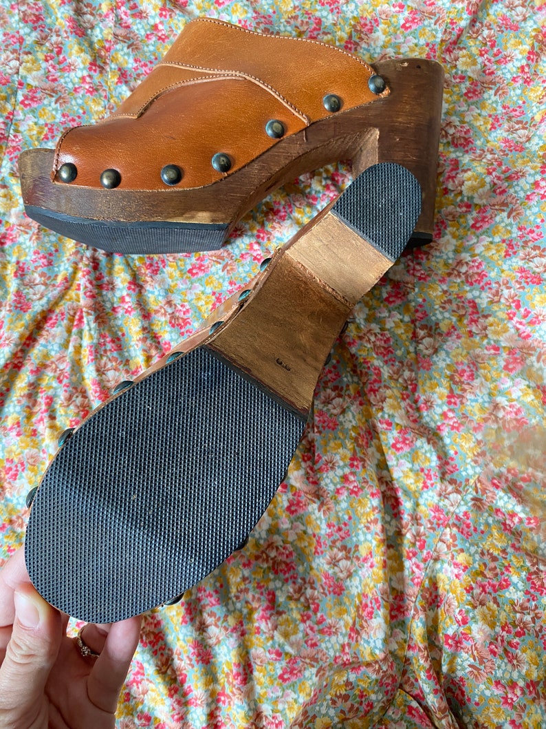 Vintage 70s Camel Leather Clogs - 1970s Wooden Platform Heals - Etsy