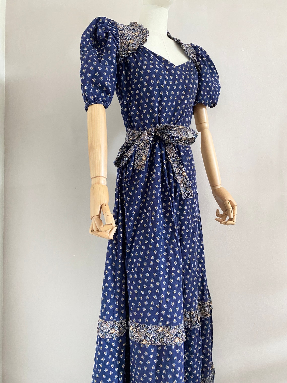 Vintage 70s Blue Cotton Prairie Dress - 1970s Maxi Floral Maxi Robe ...