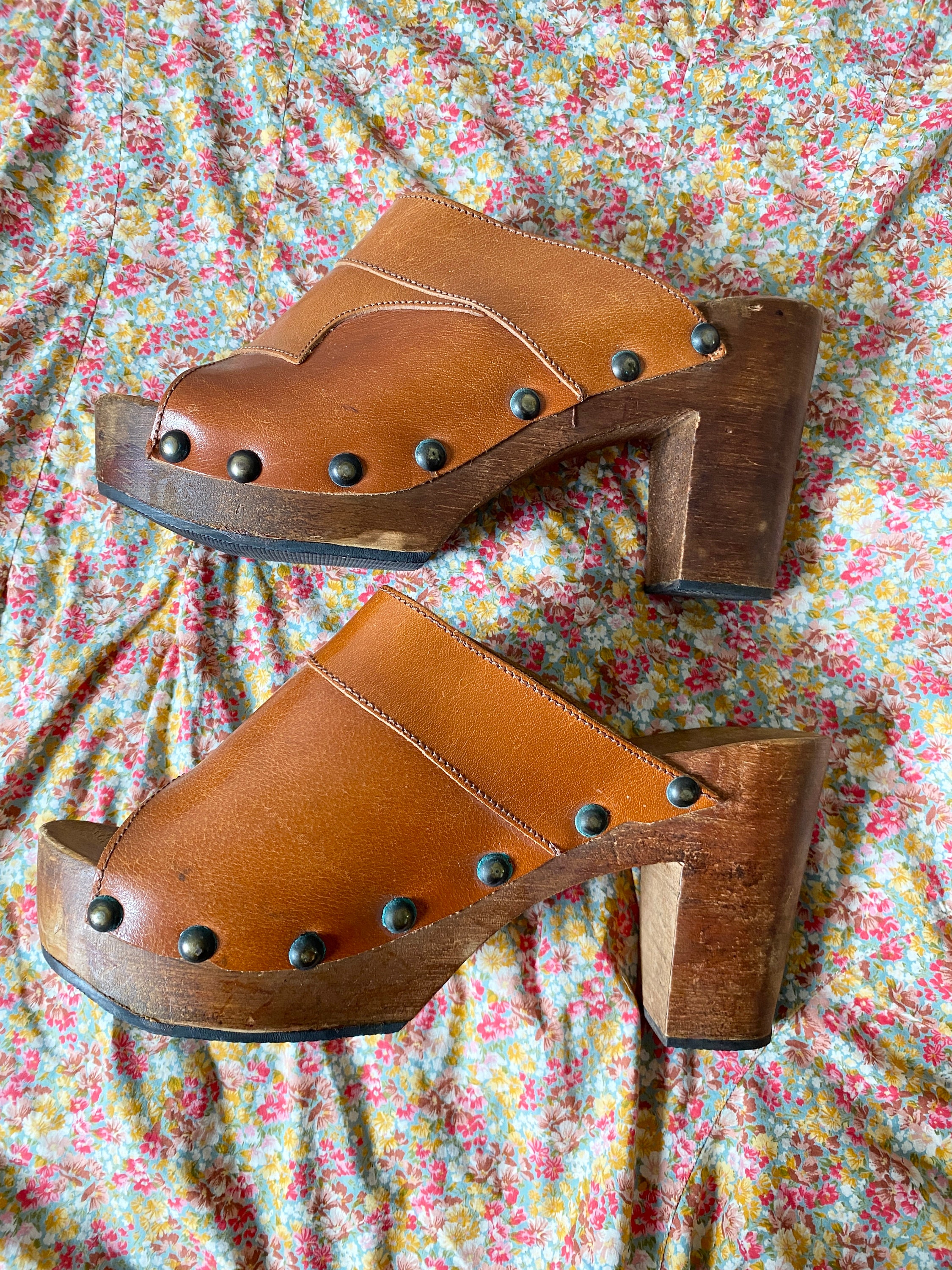 Vintage 70s Camel Leather Clogs - 1970s Wooden Platform Heals - Etsy