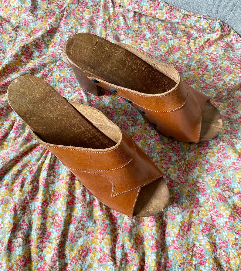 Vintage 70s Camel Leather Clogs - 1970s Wooden Platform Heals - Etsy