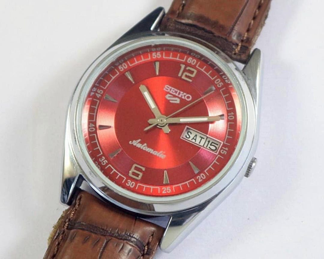 Vintage Seiko 5 Automatic Japan Mens Wrist Watch Red Dial Exhibition ...