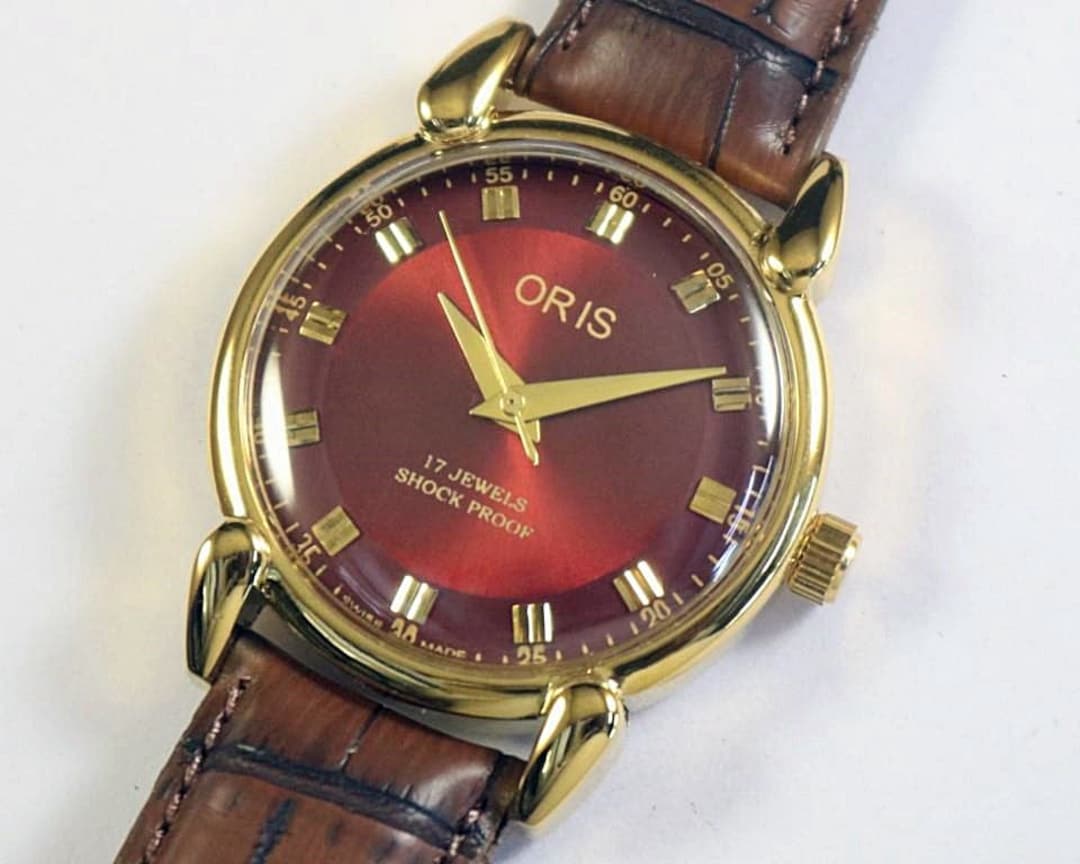 Swiss Made Vintage Hand Winding Mens Wrist Watch Tear Drop Lugs Red ...