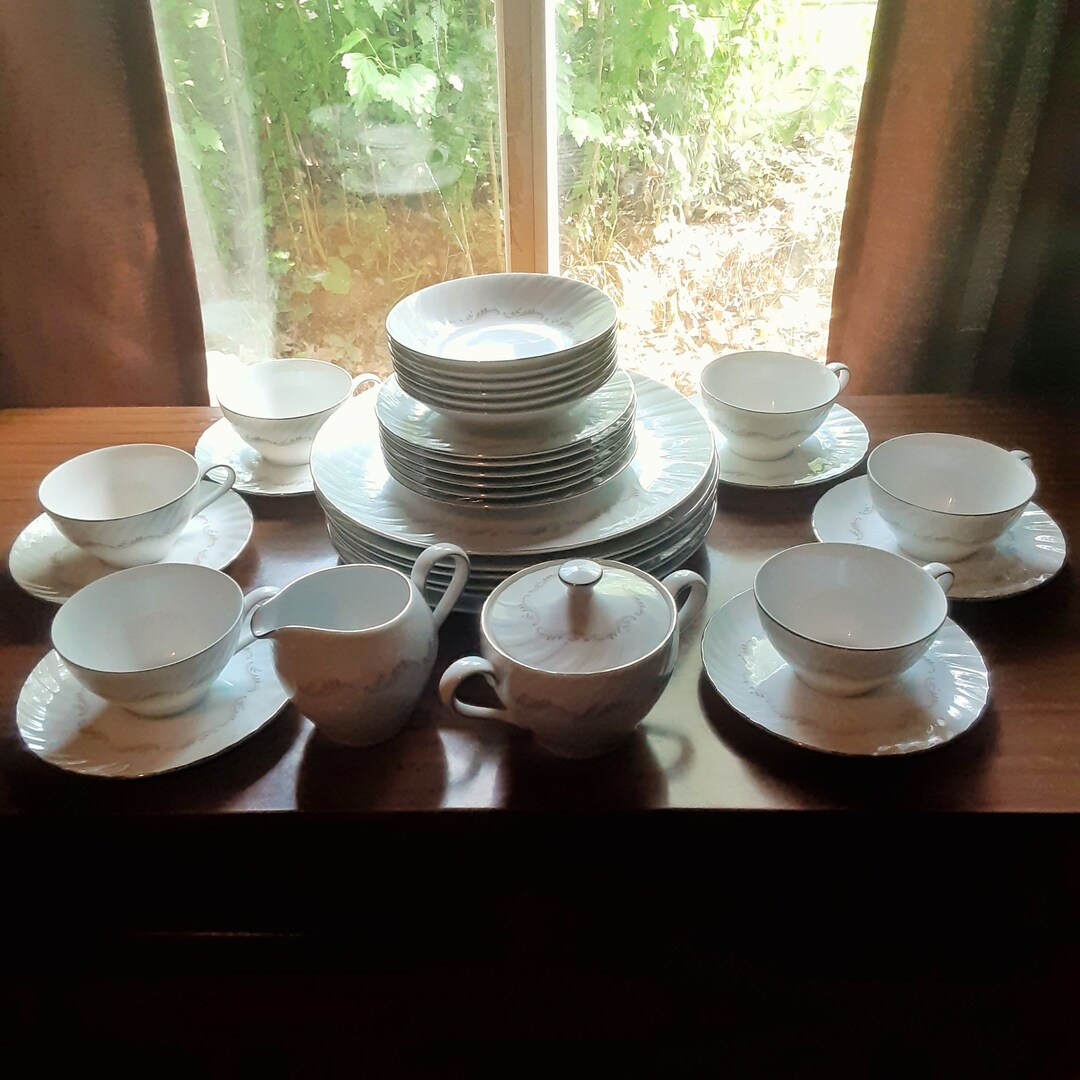 Vintage Style House China Set Largo Pattern 32 Piece - Etsy