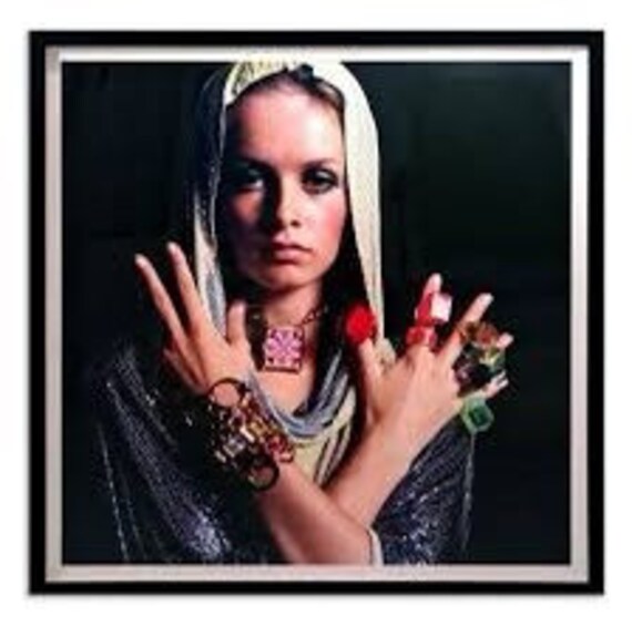 Vintage 1960s Lucite MOD Statement Rings, authentic 6… - Gem