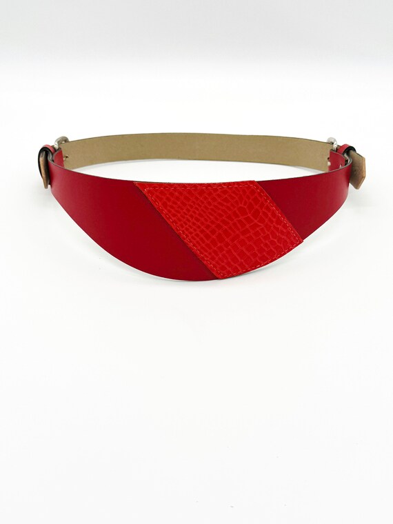 vintage belt buckle red - Gem