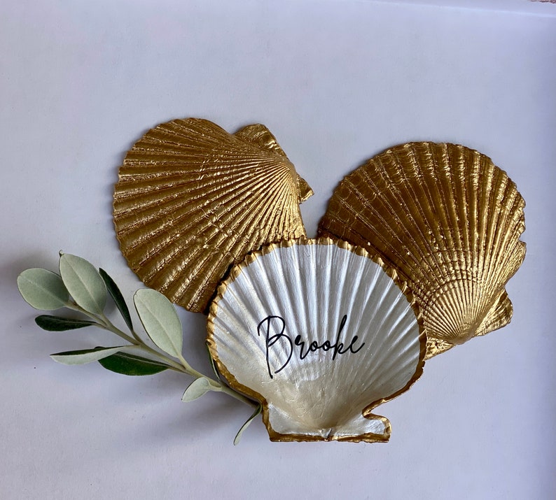 Scallop Shell Place Cards Personalized Place Cards Wedding Decor ...
