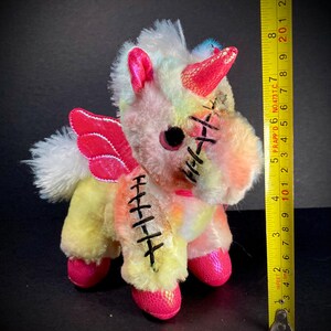 Adorable Unicorn Bloody Buddy, Horror Stuffie, Creepy Stuffed Animal ...