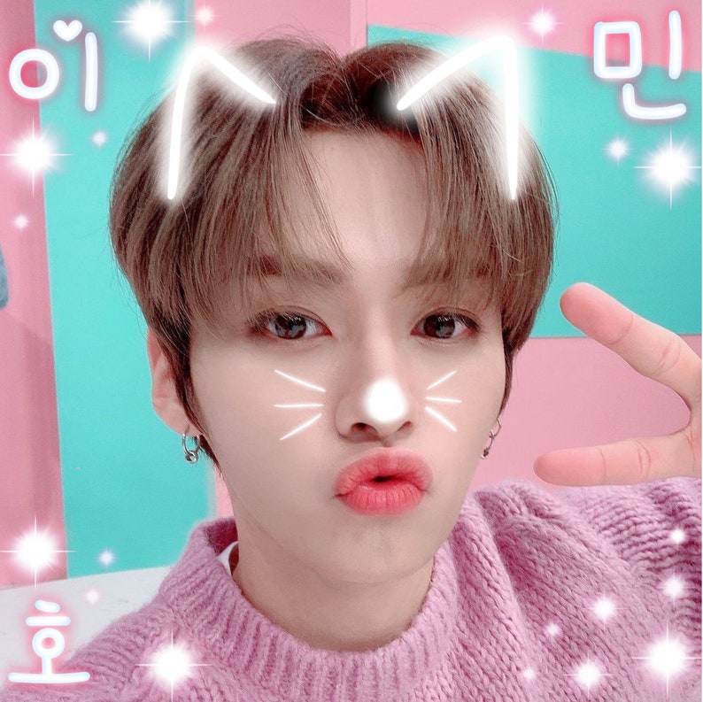 Stray Kids Lee Know Square Stickers - Etsy