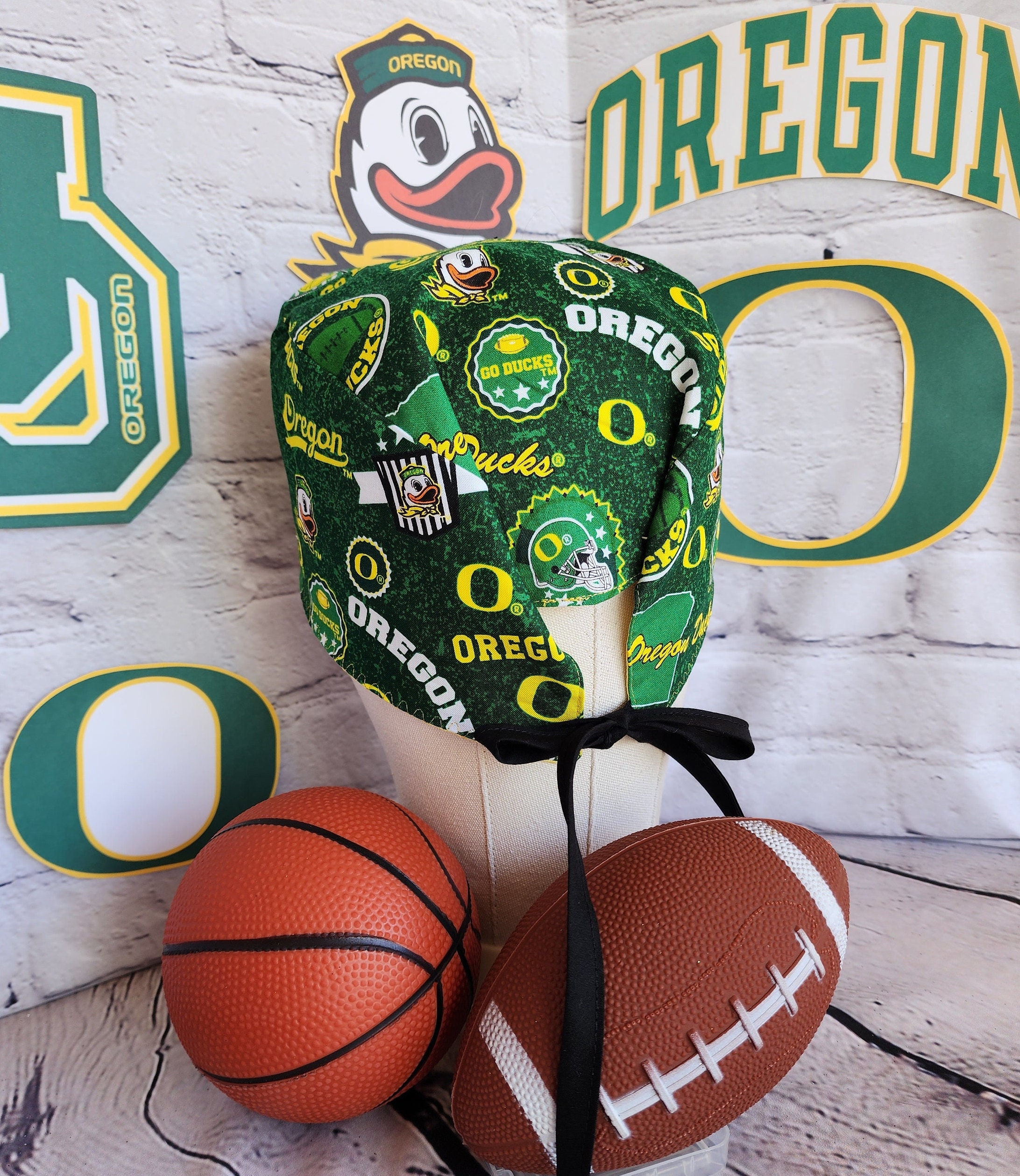 Reversible Oregon Scrub Hat With Flip Brim; 4 Looks in 1 Hat; Using ...