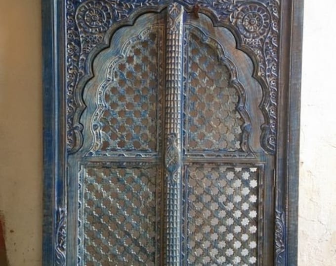 Antique Inspired Wall Panel With Intricate Jaali and Floral Carvings ...