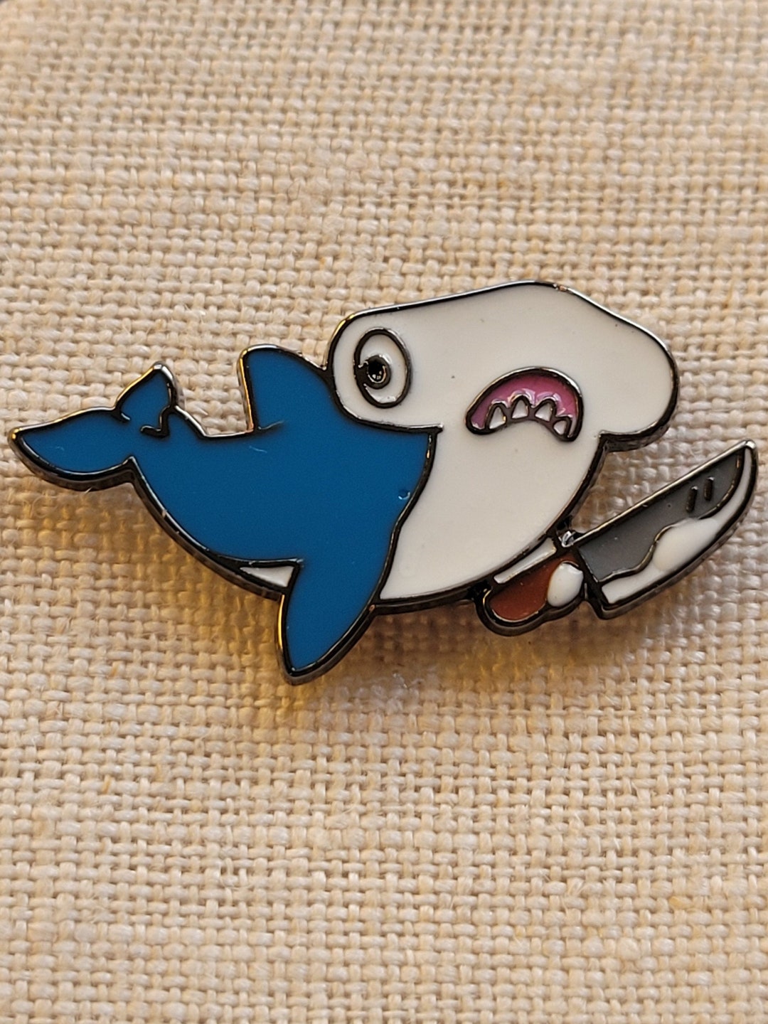 Stabby Hammerhead Shark Needle Minder | Neodymium Magnets | Cross ...