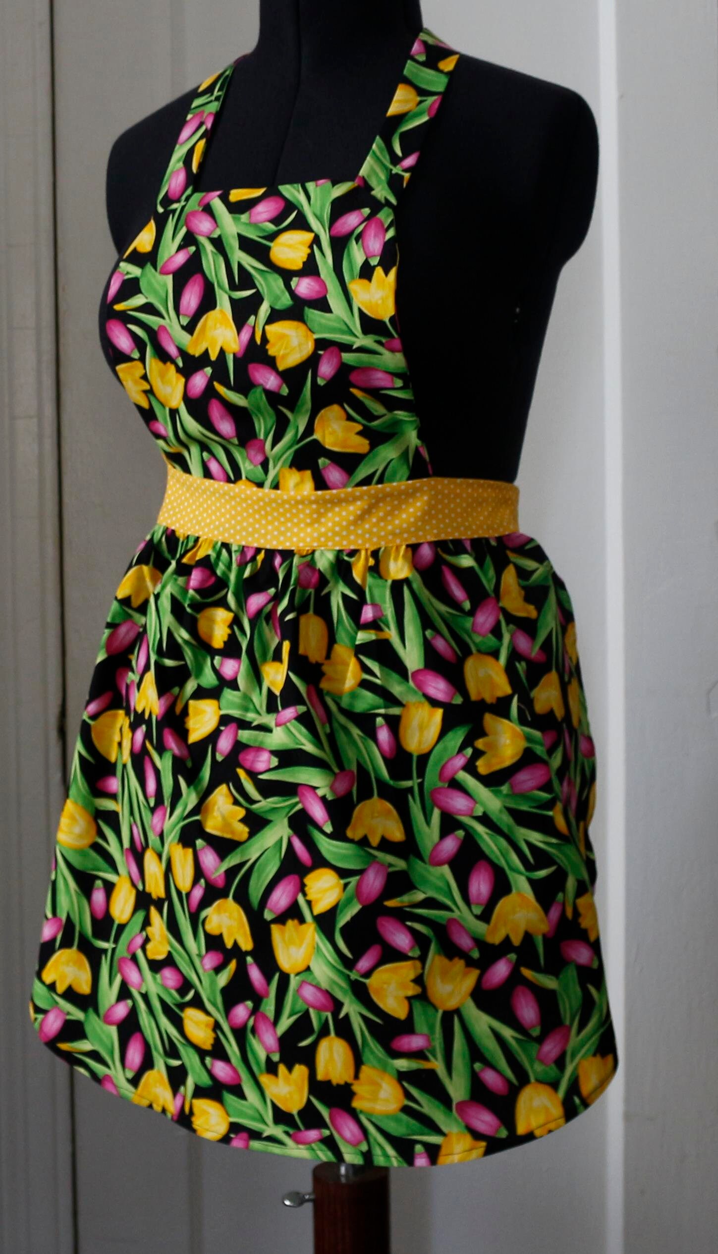 Apron for Women, Tulip Apron for Women, Spring Garden Apron for Women ...