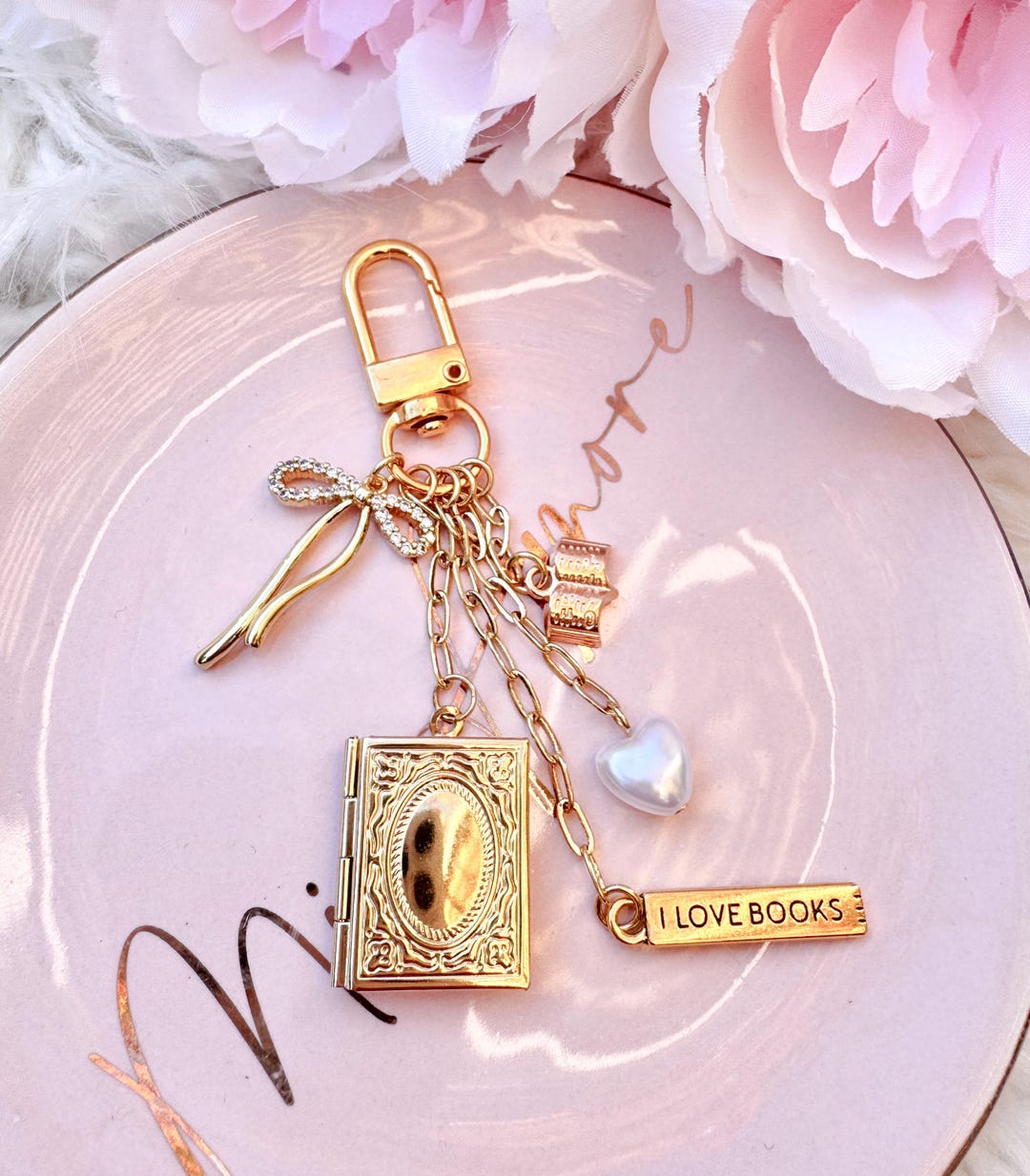 I Love Books Bag Charm: Photo Locket Keychain Book Lover Gift - Etsy
