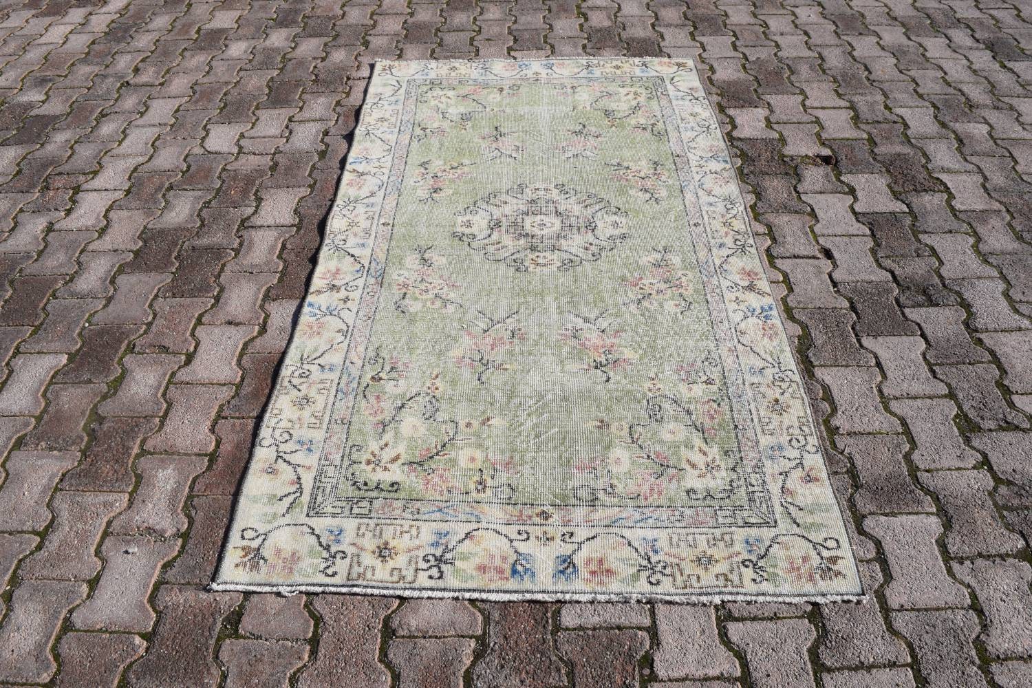 SMALL OUSHAK RUG 3x6 Small Area Rug Vintage Rug Kitchen | Etsy