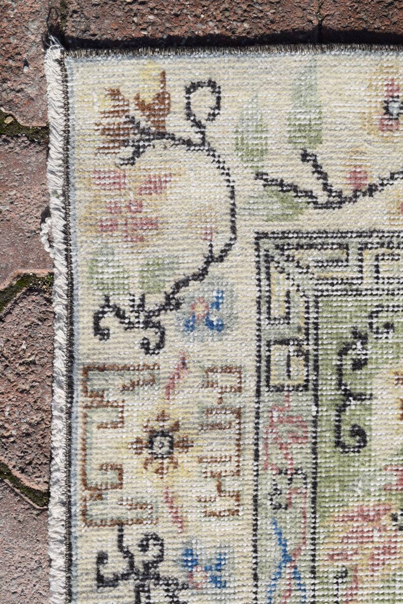 SMALL OUSHAK RUG 3x6 Small Area Rug Vintage Rug Kitchen | Etsy