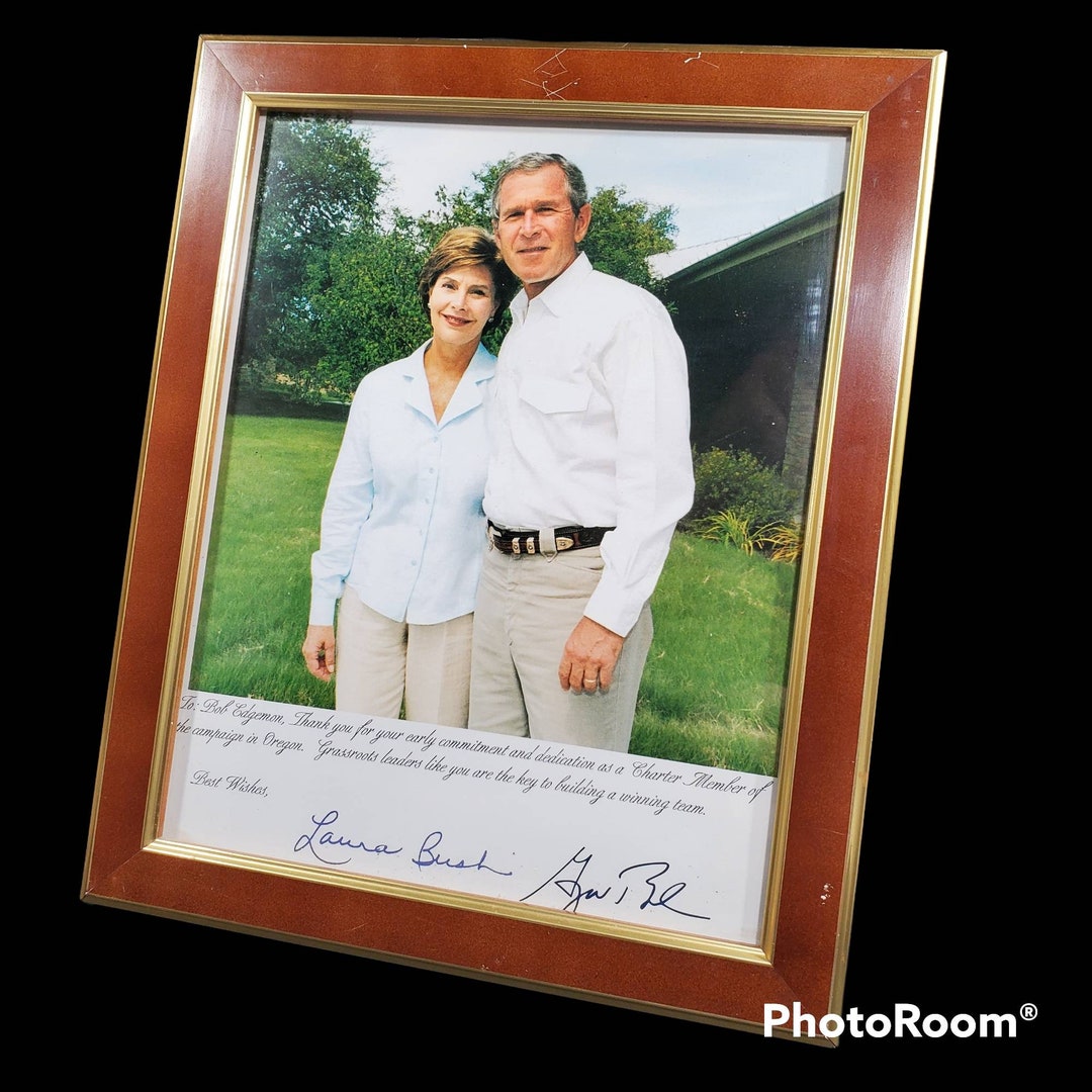 President George W. Bush & Laura Bush Signed Signature 8x10 Photo ...
