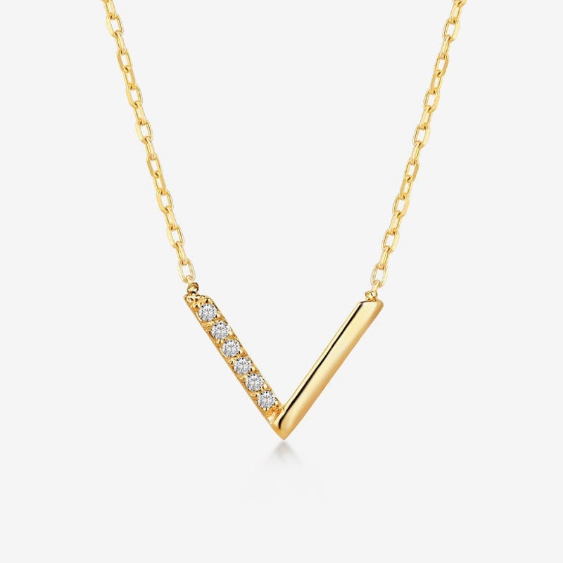 V Necklace - Etsy