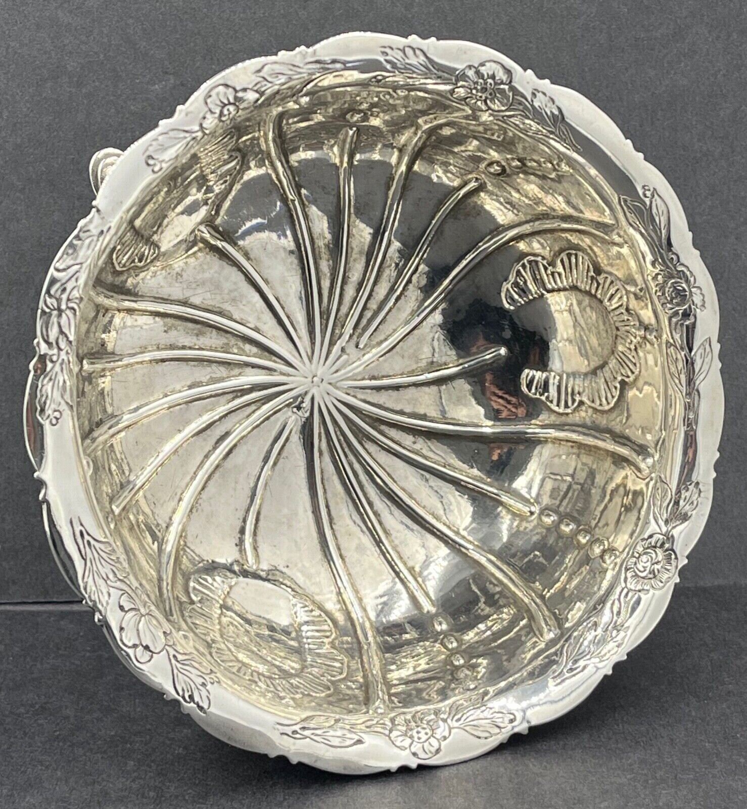 18th Century Irish Silver Crested Fluted Sugar Bowl Dublin Circa 1780 ...
