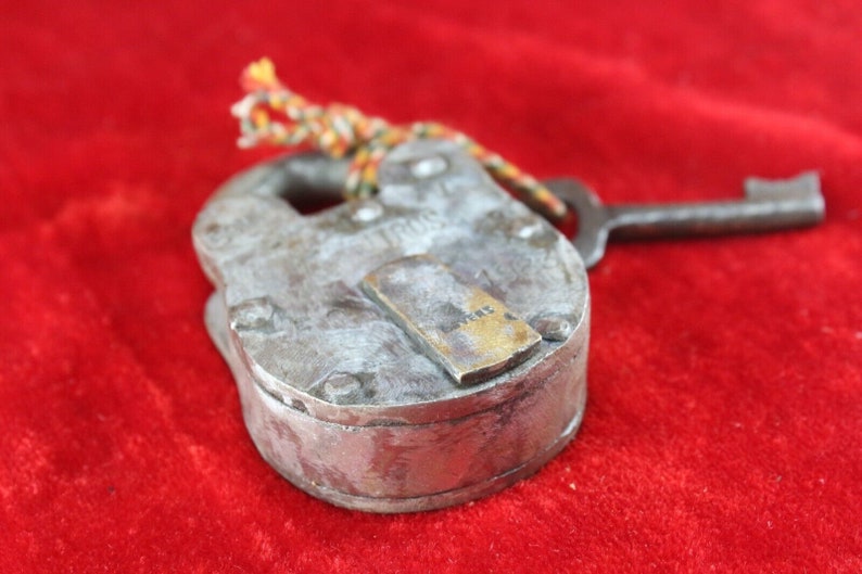 Antique Indian Style Handmade Iron Padlock: Old, Single Key Collectible ...