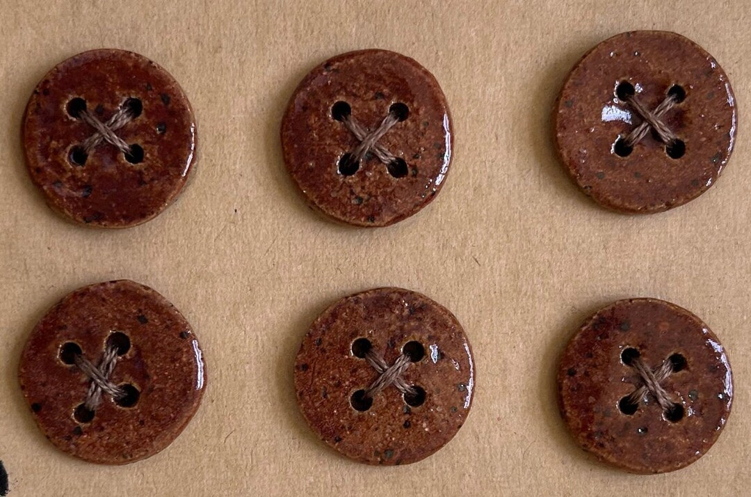6 5/8 Rosy Rust Speckled Stoneware Buttons - Etsy