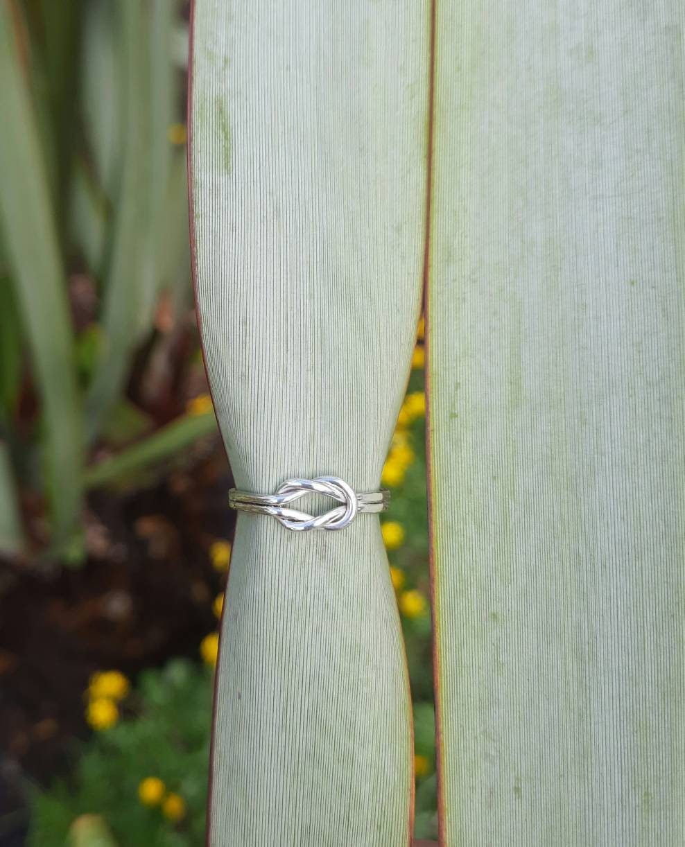 Slipknot Ring Sterling Silver Knot Ring - Etsy