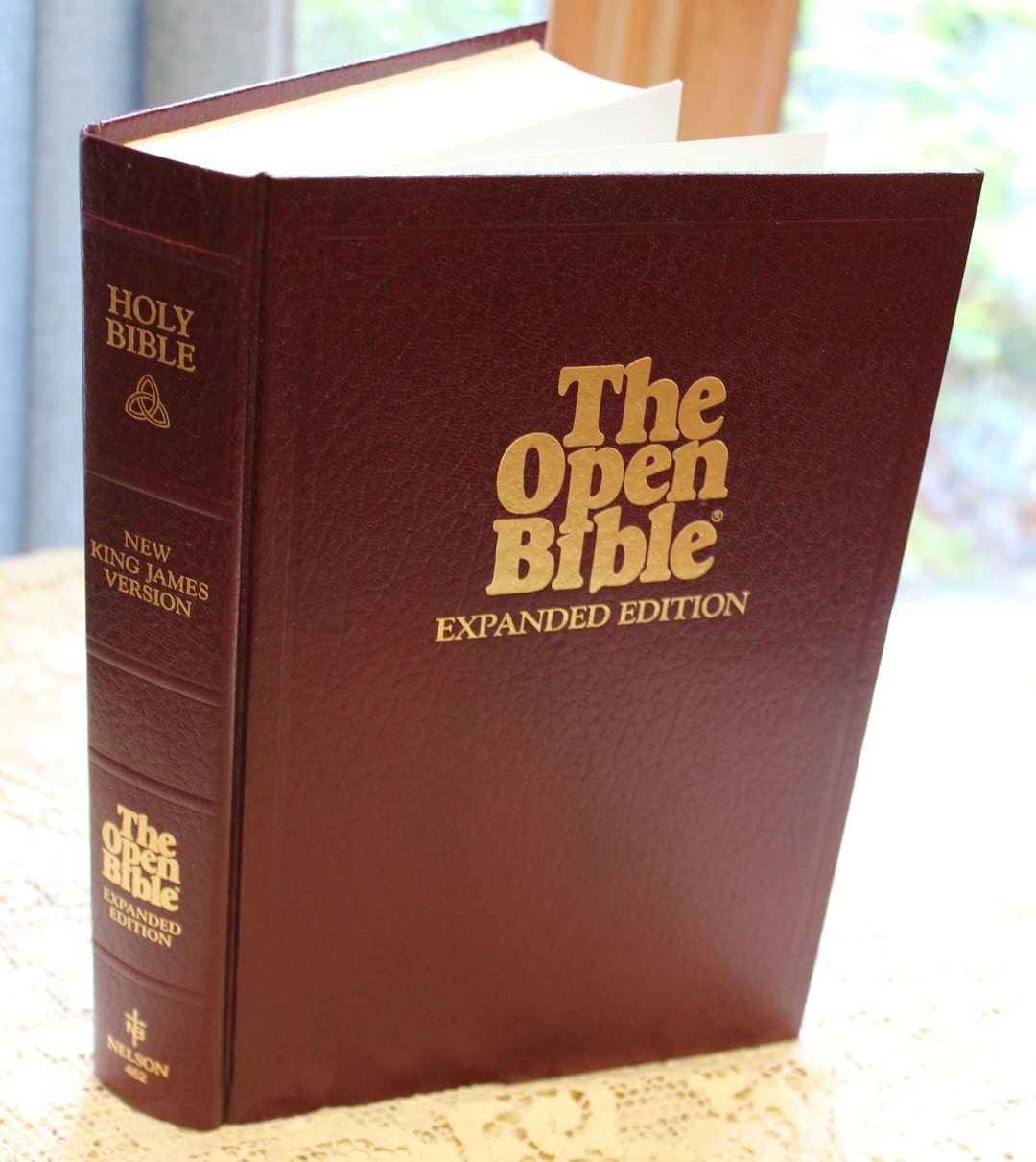 The Open Bible, Expanded Edition / Holy Bible / 1985 NKJV, Red Lettered ...