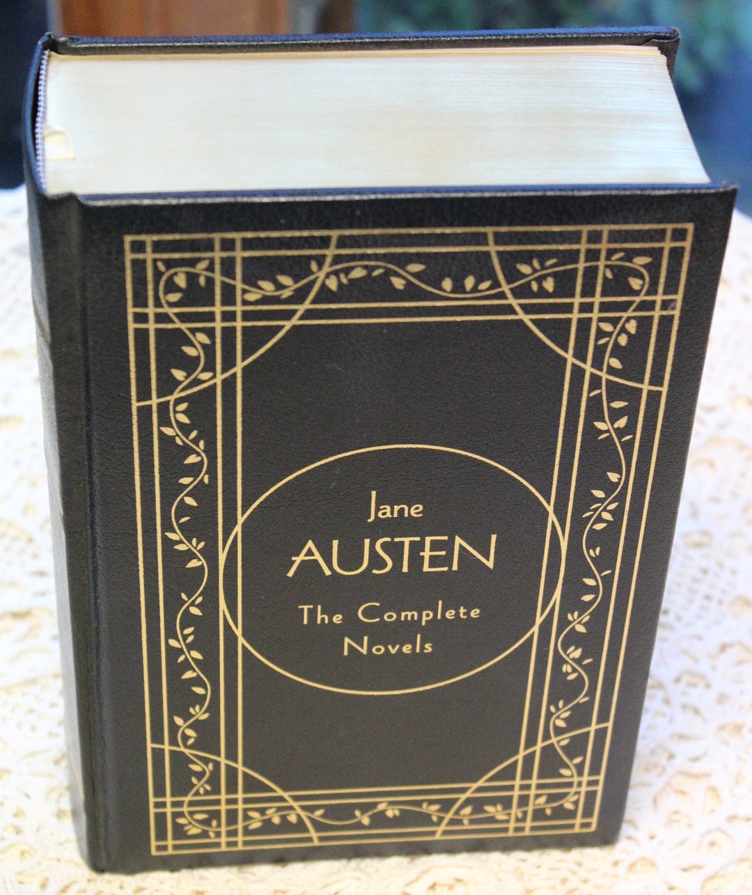 Jane Austen, the Complete Novels / 1981 Gramercy Books / Illustrated, 7 ...