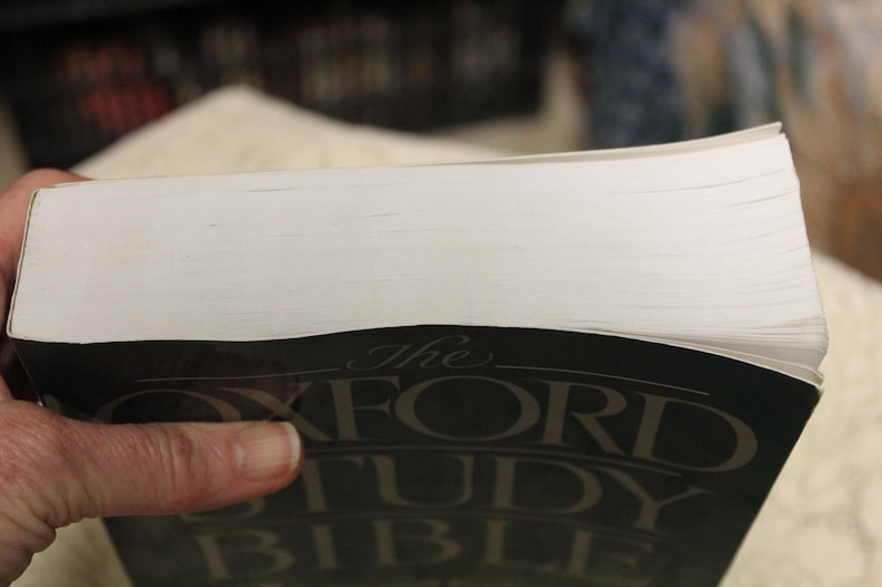 The Oxford Study Bible, Revised English Bible With Apocrypha / M Jack ...