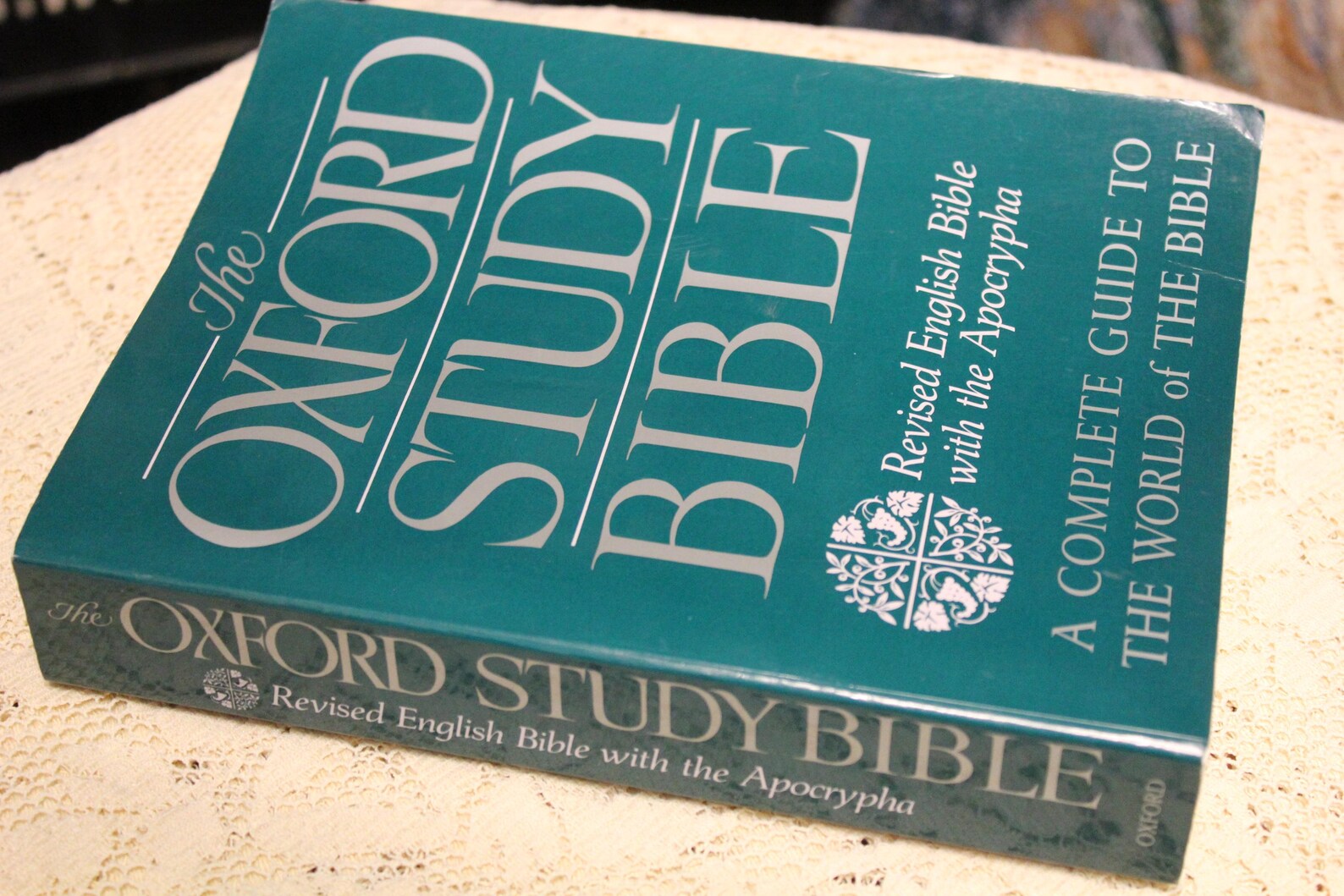 The Oxford Study Bible, Revised English Bible With Apocrypha / M Jack ...