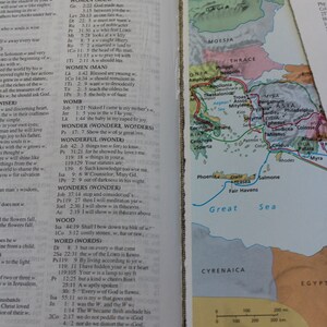 The Holy Bible, NIV [new Internatioanl Version] / 1997 Edition ...