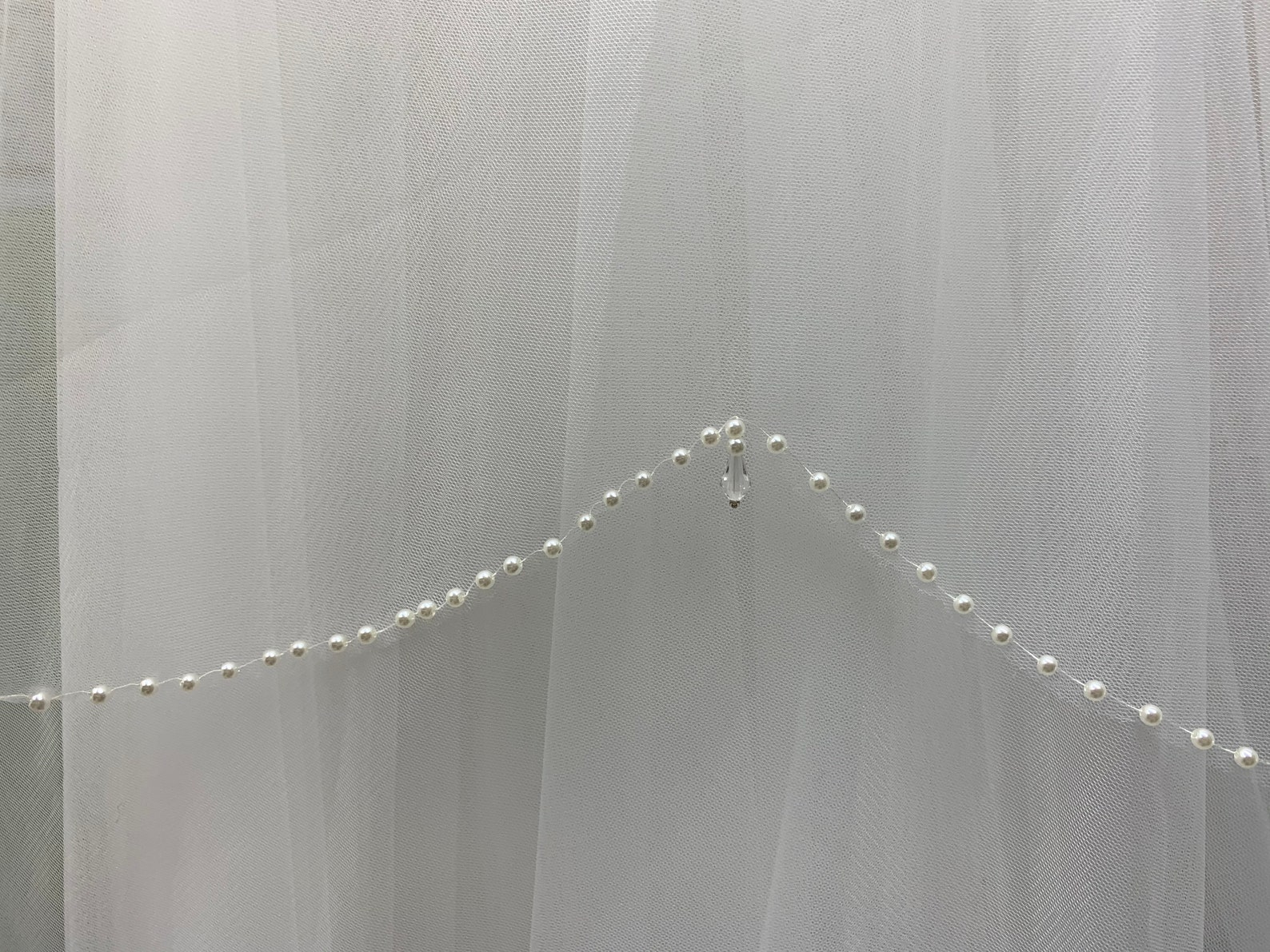 Two Tier Pearl Veil Pearl Edge Wedding Veil Chapel Scattered - Etsy