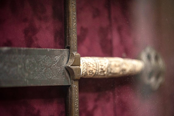 A Unique Replica of The Catholic King's Sword TANTO M… - Gem