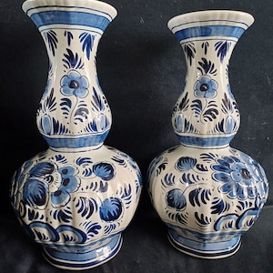 Vintage Dutch Delft Handpainted Bulbous Floral Blue & White Vases [set ...