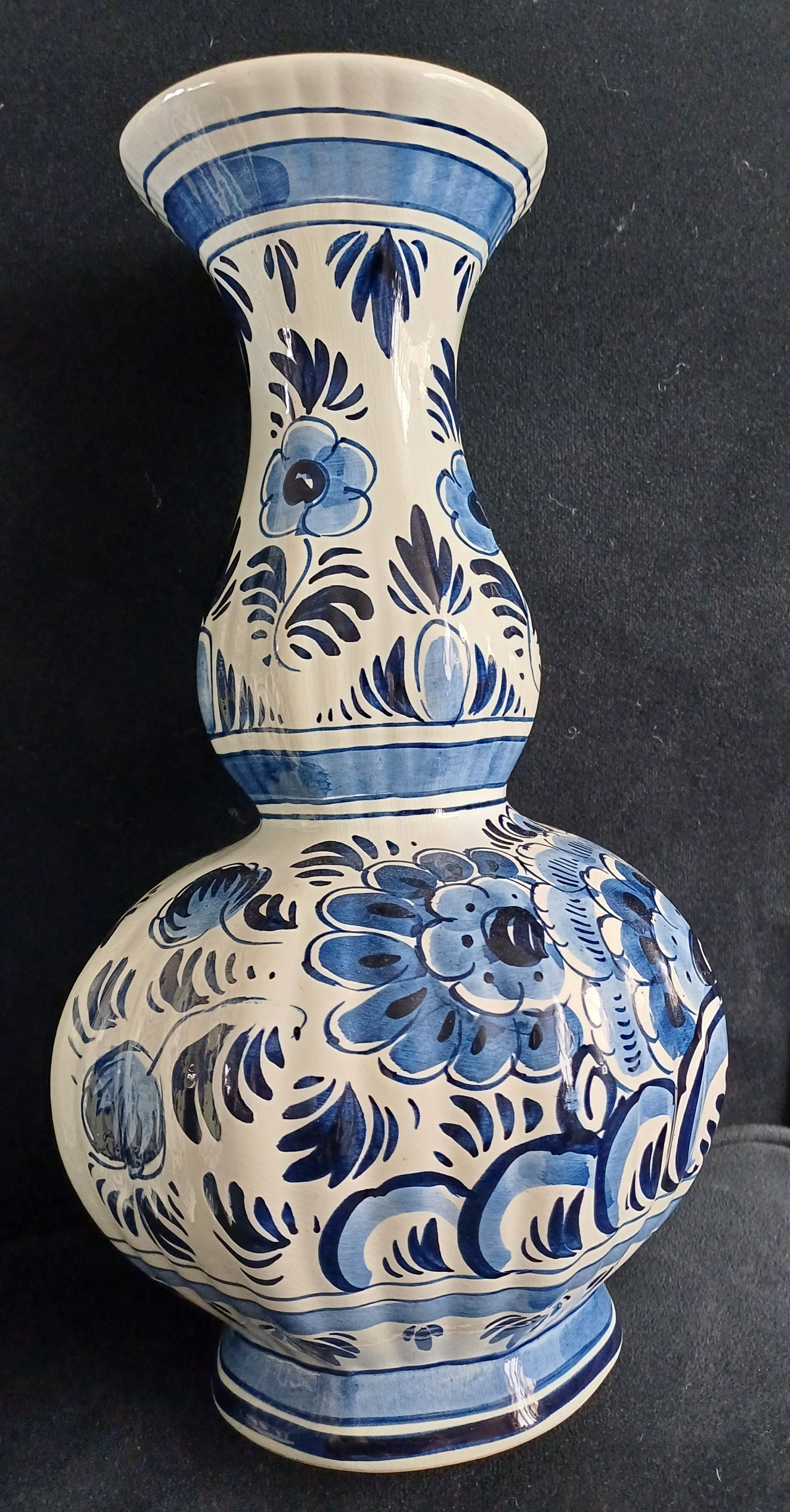 Vintage Dutch Delft Handpainted Bulbous Floral Blue & White Vases [set ...