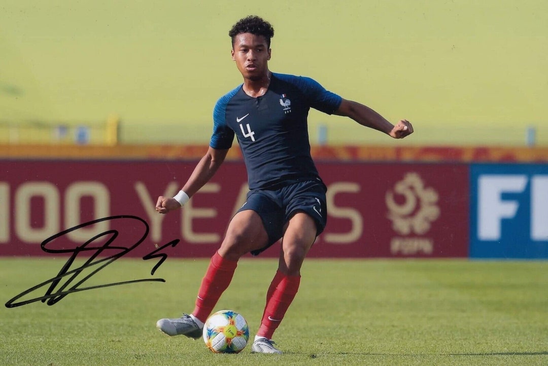 Football - Boubacar Kamara - Hand Signed 12x8 Inch Photograph - France ...