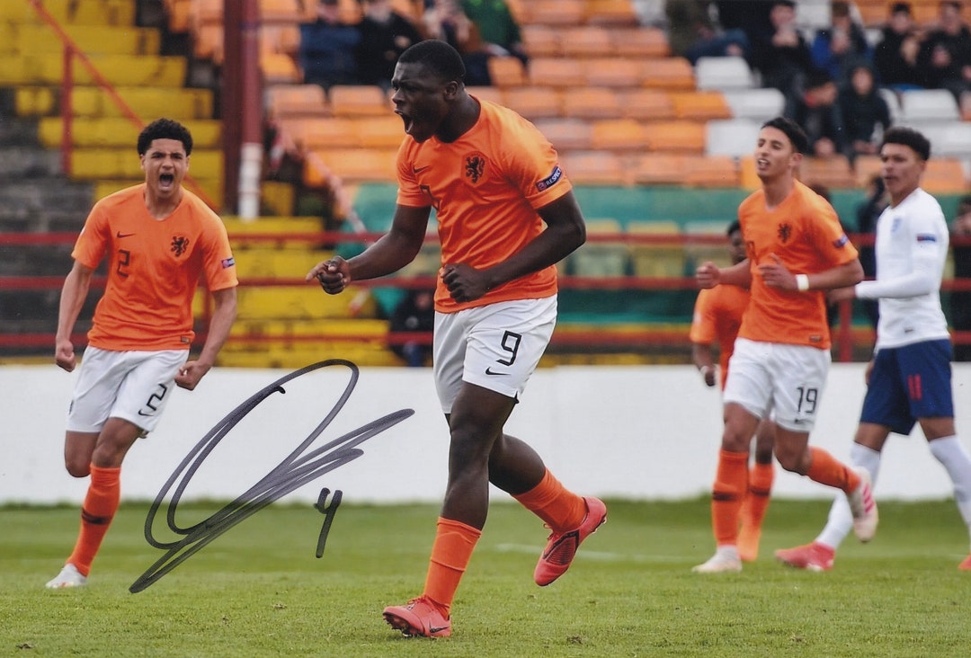 Football Brian Brobbey Hand Signed 12x8 Inch Photograph Netherlands COA ...