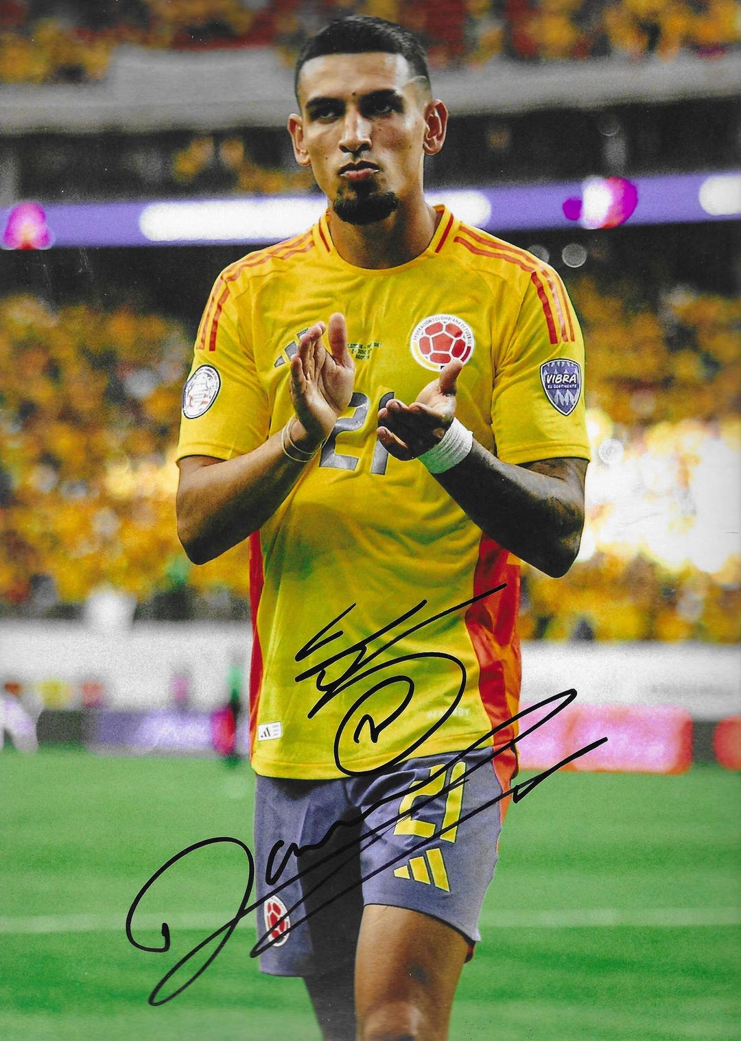 Football - Daniel Munoz - Hand Signed A4 Photograph - Colombia - COA - Etsy
