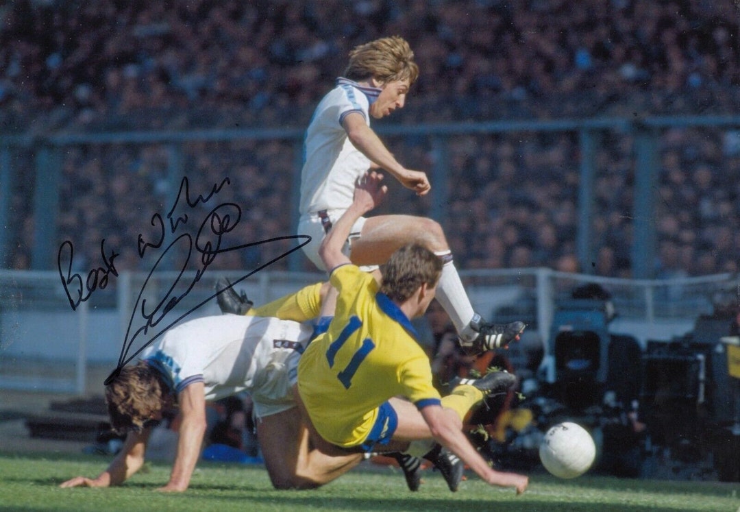 Football Geoff Pike Hand Signed 12x8 Inch Photograph - Etsy Australia