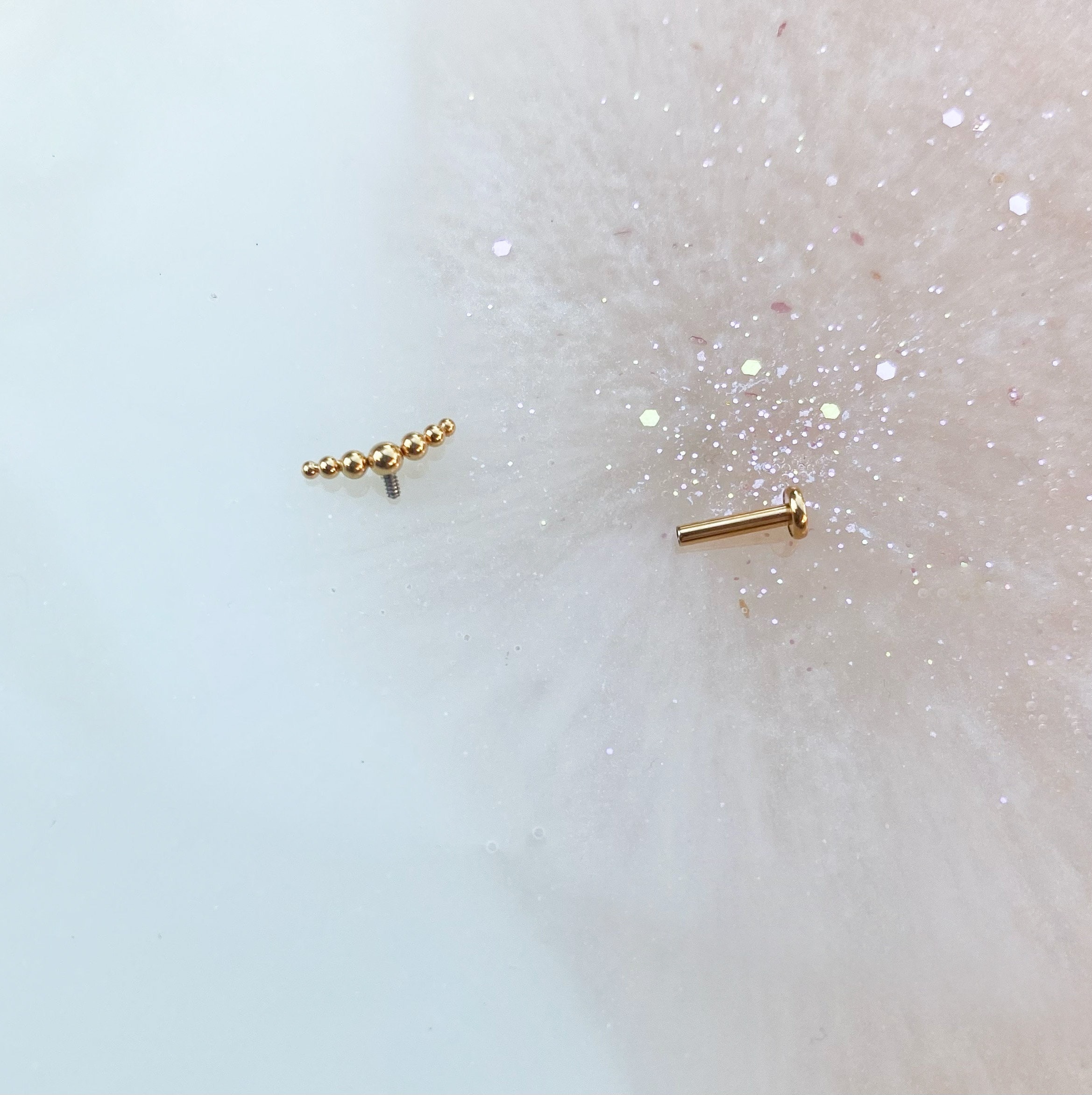 Gold Implant Grade Titanium Curved Beaded Labret for Conch, Flat ...
