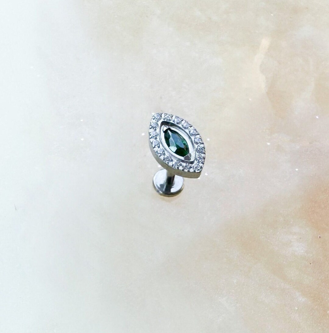 Emerald Green Titanium Crystal Labret. Threadless. for Medusa, Conch ...