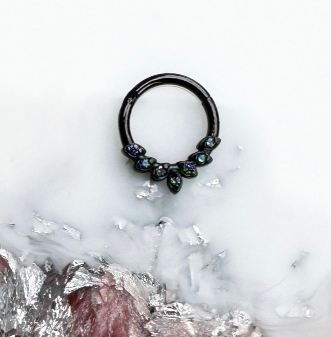 Titanium Black or Rosegold Aurora Borealis Fanned Crystal Leaves Septum ...