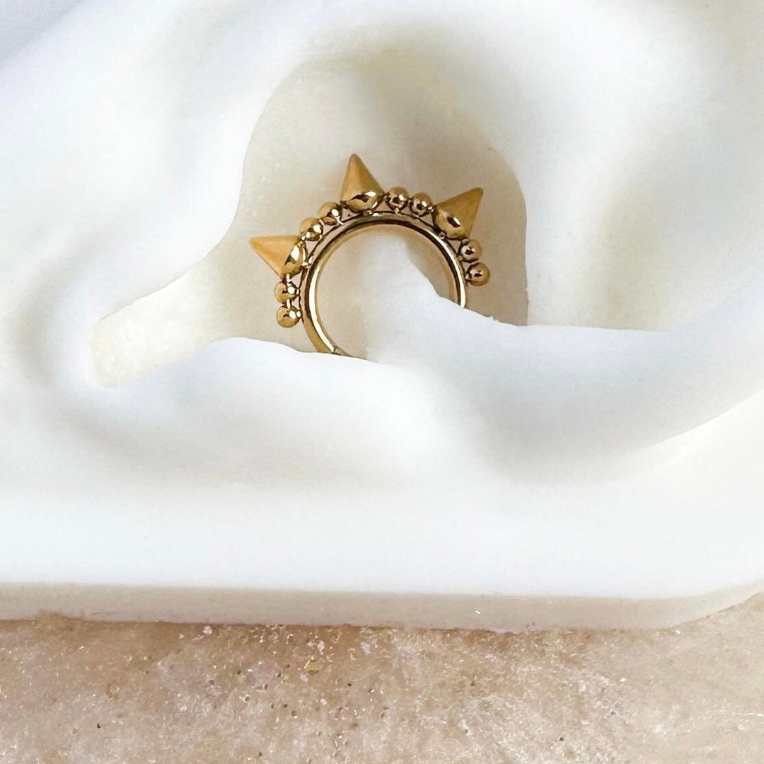 Implant Grade Titanium Gold Spike Clicker for Septum, Daith, and ...