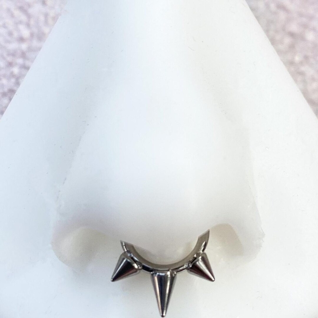 Implant Grade Titanium Spike Clicker for Septum, Daith, Lobe, or ...