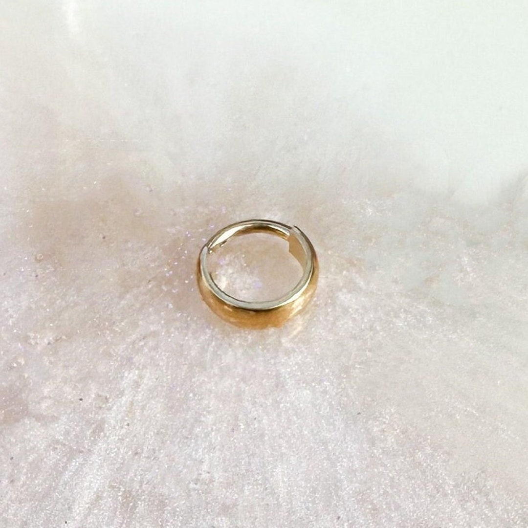 Titanium Thick Gold Clicker for Septum, Conch, Daith, and Cartilage ...